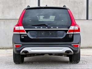 Black Volvo XC70 2014 in Tartu, with an engine capacity of 2.40 L and mileage of 242 thousand km for 14300 €, photo 20 on AUTOMOTO.COM.LV