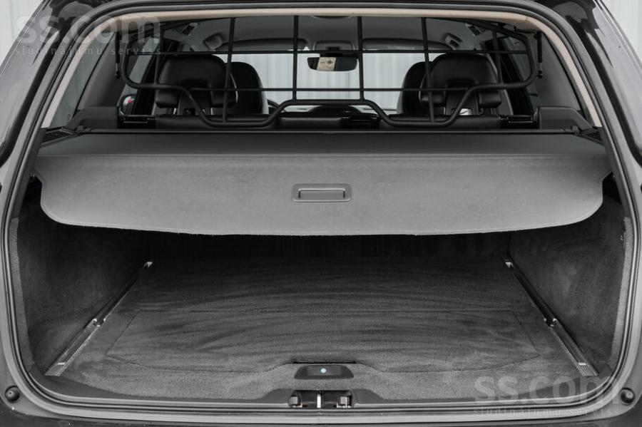 Melns Volvo XC70 2014 Rīga, ar dzinēja tilpumu 2.40 L un nobraukumu 260 tūkst. km par 13500 €, foto 19 vietnē AUTOMOTO.COM.LV