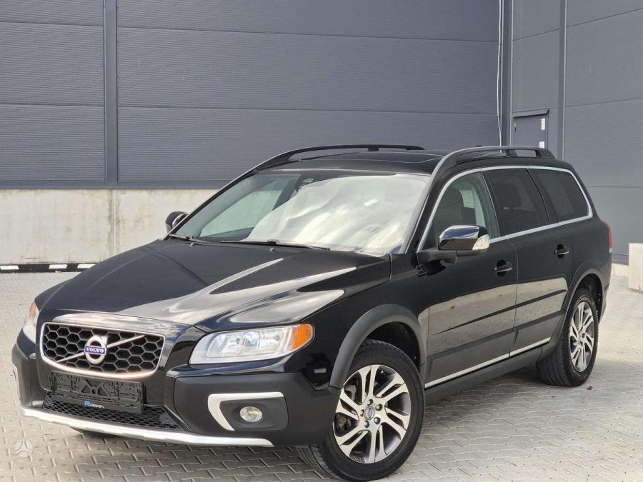 Melns Volvo XC70 2014 Šauļi, ar dzinēja tilpumu 3.20 L un nobraukumu 237 tūkst. km par 9950 €, foto 1 vietnē AUTOMOTO.COM.LV