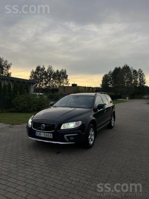 Melns Volvo XC70 2014 Rīga, ar dzinēja tilpumu 2.00 L un nobraukumu 355 tūkst. km par 10130 €, foto  vietnē AUTOMOTO.COM.LV