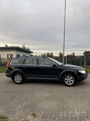 Melns Volvo XC70 2014 Rīga, ar dzinēja tilpumu 2.00 L un nobraukumu 355 tūkst. km par 10130 €, foto 5 vietnē AUTOMOTO.COM.LV