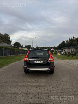 Melns Volvo XC70 2014 Rīga, ar dzinēja tilpumu 2.00 L un nobraukumu 355 tūkst. km par 10130 €, foto 7 vietnē AUTOMOTO.COM.LV