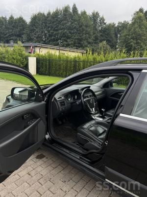 Melns Volvo XC70 2014 Rīga, ar dzinēja tilpumu 2.00 L un nobraukumu 355 tūkst. km par 10130 €, foto 11 vietnē AUTOMOTO.COM.LV
