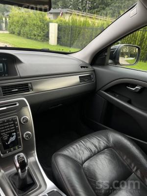 Melns Volvo XC70 2014 Rīga, ar dzinēja tilpumu 2.00 L un nobraukumu 355 tūkst. km par 10130 €, foto 18 vietnē AUTOMOTO.COM.LV