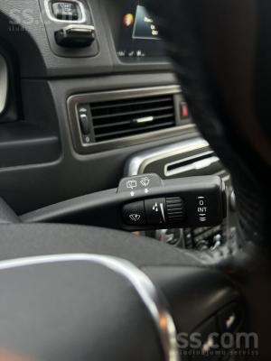 Melns Volvo XC70 2014 Rīga, ar dzinēja tilpumu 2.00 L un nobraukumu 355 tūkst. km par 10130 €, foto 20 vietnē AUTOMOTO.COM.LV
