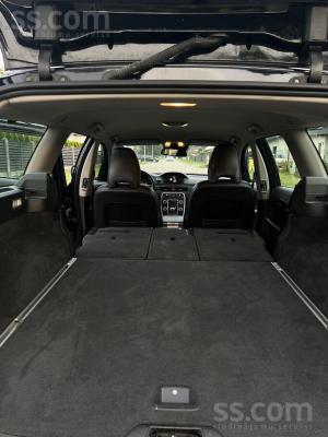Melns Volvo XC70 2014 Rīga, ar dzinēja tilpumu 2.00 L un nobraukumu 355 tūkst. km par 10130 €, foto 32 vietnē AUTOMOTO.COM.LV