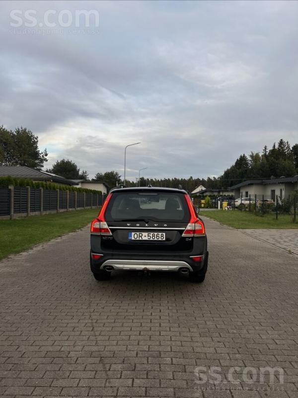 Volvo XC70 2014 Rīga vietnē Melns Volvo XC70 2014 Rīga, ar dzinēja tilpumu 2.00 L un nobraukumu 355 tūkst. km par 10130 €, foto 7 vietnē AUTOMOTO.COM.LV