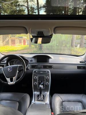 Melns Volvo XC70 2014 Rīga, ar dzinēja tilpumu 2.40 L un nobraukumu 270 tūkst. km par 14000 €, foto 8 vietnē AUTOMOTO.COM.LV