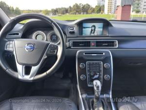 Melns Volvo XC70 2014 Tallina, ar dzinēja tilpumu 2.40 L un nobraukumu 261 tūkst. km par 9900 €, foto 6 vietnē AUTOMOTO.COM.LV