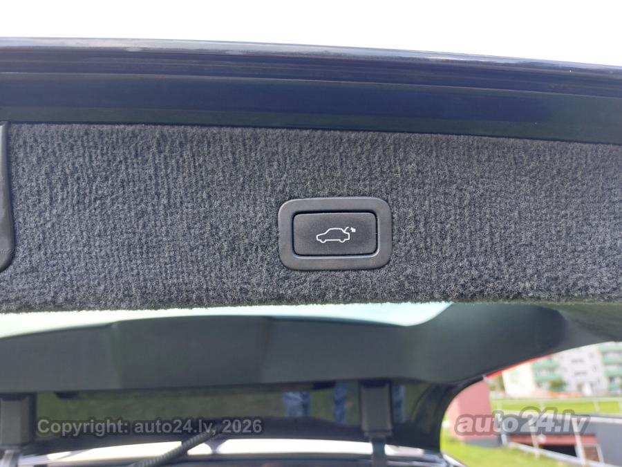Melns Volvo XC70 2014 Tallina, ar dzinēja tilpumu 2.40 L un nobraukumu 261 tūkst. km par 9900 €, foto 15 vietnē AUTOMOTO.COM.LV