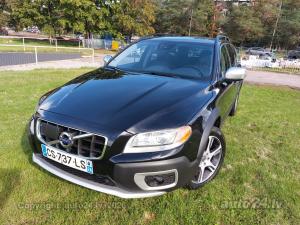 Melns Volvo XC70 2014 Tallina, ar dzinēja tilpumu 2.40 L un nobraukumu 261 tūkst. km par 9900 €, foto 23 vietnē AUTOMOTO.COM.LV
