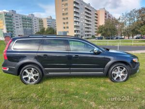 Melns Volvo XC70 2014 Tallina, ar dzinēja tilpumu 2.40 L un nobraukumu 261 tūkst. km par 9900 €, foto 24 vietnē AUTOMOTO.COM.LV