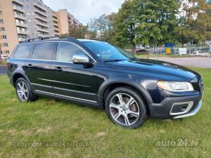 Melns Volvo XC70 2014 Tallina, ar dzinēja tilpumu 2.40 L un nobraukumu 261 tūkst. km par 9900 €, foto 26 vietnē AUTOMOTO.COM.LV