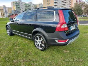 Melns Volvo XC70 2014 Tallina, ar dzinēja tilpumu 2.40 L un nobraukumu 261 tūkst. km par 9900 €, foto 28 vietnē AUTOMOTO.COM.LV