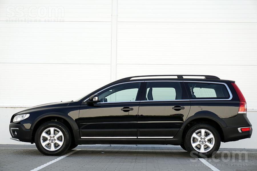 Black Volvo XC70 2015 in Riga, with an engine capacity of 2.00 L and mileage of 224 thousand km for 1000 €, photo 5 on AUTOMOTO.COM.LV