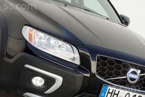 Black Volvo XC70 2015 in Riga, with an engine capacity of 2.00 L and mileage of 224 thousand km for 1000 €, photo 15 on AUTOMOTO.COM.LV