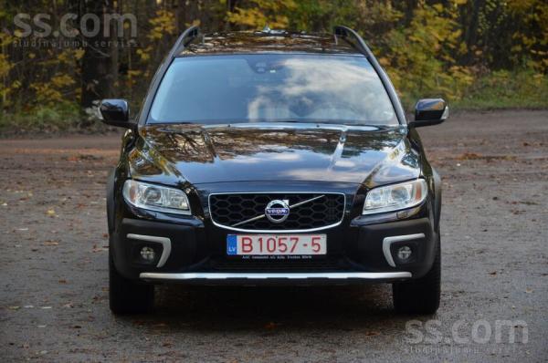 Melns Volvo XC70 2015 Rīga, ar dzinēja tilpumu 2.40 L un nobraukumu 235 tūkst. km par 14990 €, foto 2 vietnē AUTOMOTO.COM.LV