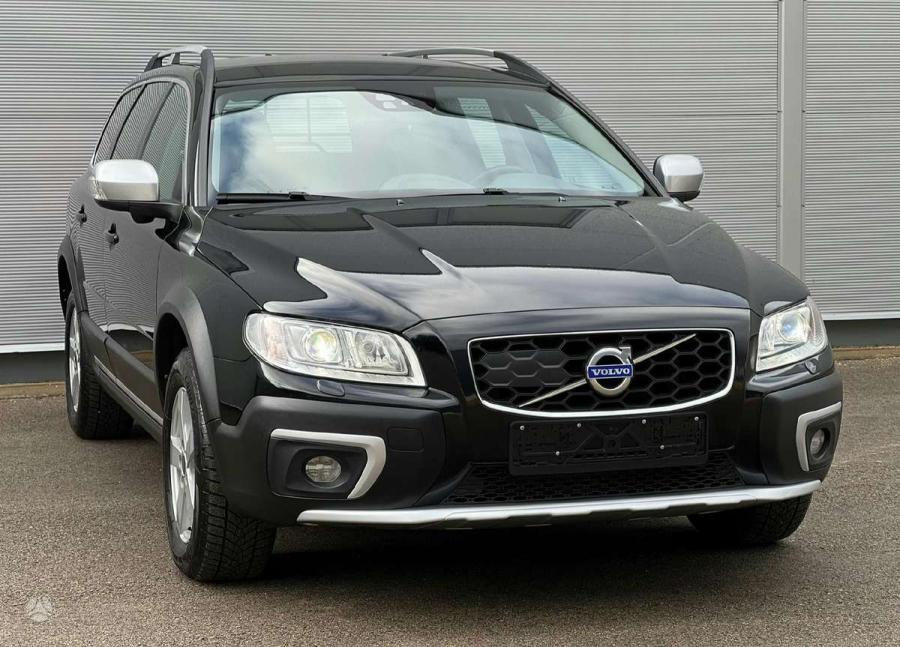 Melns Volvo XC70 2015 Utena, ar dzinēja tilpumu 2.40 L un nobraukumu 312 tūkst. km par 13950 €, foto 24 vietnē AUTOMOTO.COM.LV