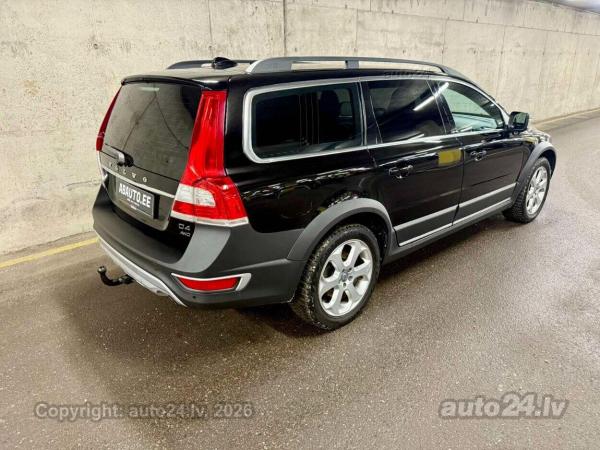 Melns Volvo XC70 2015 Tallina, ar dzinēja tilpumu 2.40 L un nobraukumu 232 tūkst. km par 12995 €, foto 5 vietnē AUTOMOTO.COM.LV