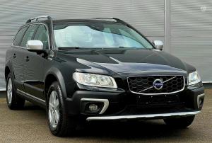 Black Volvo XC70 2015 in Utena, with an engine capacity of 2.40 L and mileage of 312 thousand km for 13960 €, photo 7 on AUTOMOTO.COM.LV