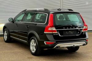 Black Volvo XC70 2015 in Utena, with an engine capacity of 2.40 L and mileage of 312 thousand km for 13960 €, photo 20 on AUTOMOTO.COM.LV