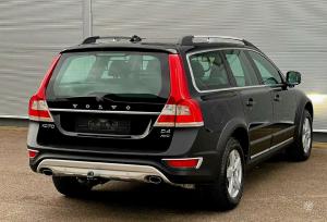 Black Volvo XC70 2015 in Utena, with an engine capacity of 2.40 L and mileage of 312 thousand km for 13950 €, photo 7 on AUTOMOTO.COM.LV