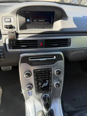 Melns Volvo XC70 2015 Rīga, ar dzinēja tilpumu 2.40 L un nobraukumu 239 tūkst. km par 13500 €, foto 11 vietnē AUTOMOTO.COM.LV