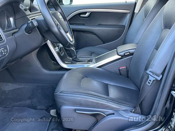 Melns Volvo XC70 2015 Tartu, ar dzinēja tilpumu 2.40 L un nobraukumu 248 tūkst. km par 15300 €, foto 8 vietnē AUTOMOTO.COM.LV