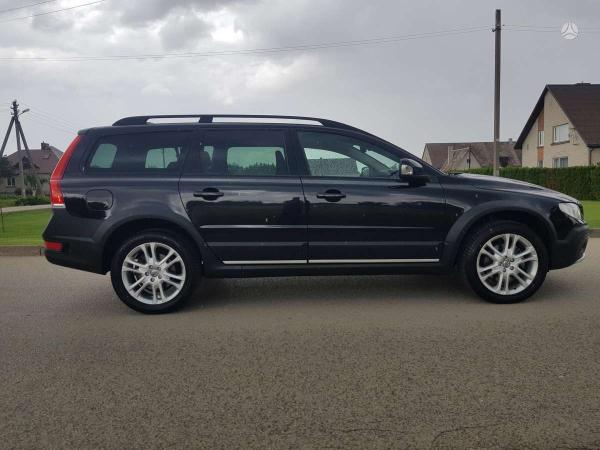 Melns Volvo XC70 2015 Pakruojis, ar dzinēja tilpumu 2.40 L un nobraukumu 267 tūkst. km par 14399 €, foto 9 vietnē AUTOMOTO.COM.LV