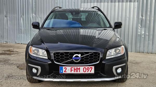 Black Volvo XC70 2015 in Tallinn, with an engine capacity of 2.00 L and mileage of 228 thousand km for 11490 €, photo 1 on AUTOMOTO.COM.LV