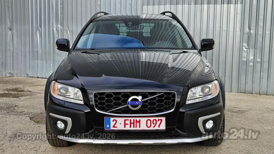 Melns Volvo XC70 2015 Tallina, ar dzinēja tilpumu 2.00 L un nobraukumu 228 tūkst. km par 11490 €, foto 1 vietnē AUTOMOTO.COM.LV