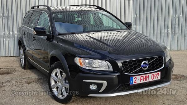 Black Volvo XC70 2015 in Tallinn, with an engine capacity of 2.00 L and mileage of 228 thousand km for 11490 €, photo 2 on AUTOMOTO.COM.LV