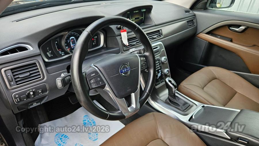Melns Volvo XC70 2015 Tallina, ar dzinēja tilpumu 2.00 L un nobraukumu 228 tūkst. km par 11490 €, foto 11 vietnē AUTOMOTO.COM.LV