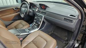 Melns Volvo XC70 2015 Tallina, ar dzinēja tilpumu 2.00 L un nobraukumu 228 tūkst. km par 11490 €, foto 13 vietnē AUTOMOTO.COM.LV