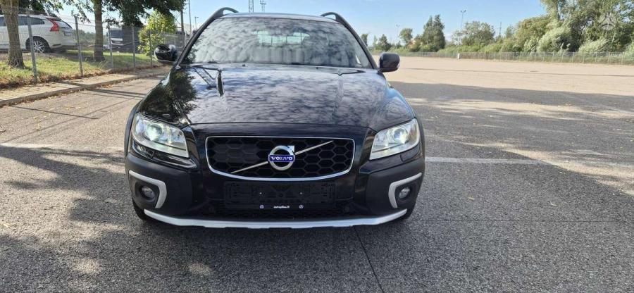 Melns Volvo XC70 2015 Marijampole, ar dzinēja tilpumu 1.97 L un nobraukumu 268 tūkst. km par 8950 €, foto 3 vietnē AUTOMOTO.COM.LV