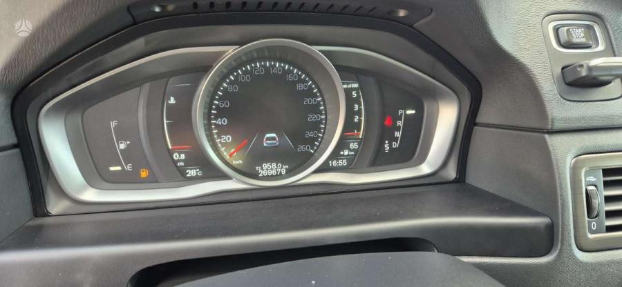 Melns Volvo XC70 2015 Marijampole, ar dzinēja tilpumu 1.97 L un nobraukumu 268 tūkst. km par 8950 €, foto 15 vietnē AUTOMOTO.COM.LV