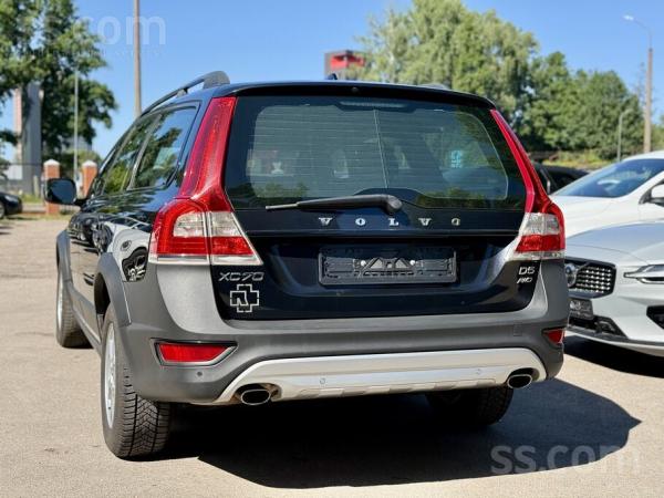 Melns Volvo XC70 2015 Rīga, ar dzinēja tilpumu 2.40 L un nobraukumu 0 tūkst. km par 12500 €, foto 5 vietnē AUTOMOTO.COM.LV