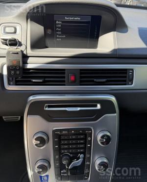 Melns Volvo XC70 2015 Rīga, ar dzinēja tilpumu 2.40 L un nobraukumu 0 tūkst. km par 12500 €, foto 12 vietnē AUTOMOTO.COM.LV