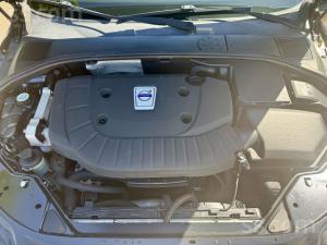 Melns Volvo XC70 2015 Rīga, ar dzinēja tilpumu 2.40 L un nobraukumu 0 tūkst. km par 12500 €, foto 15 vietnē AUTOMOTO.COM.LV