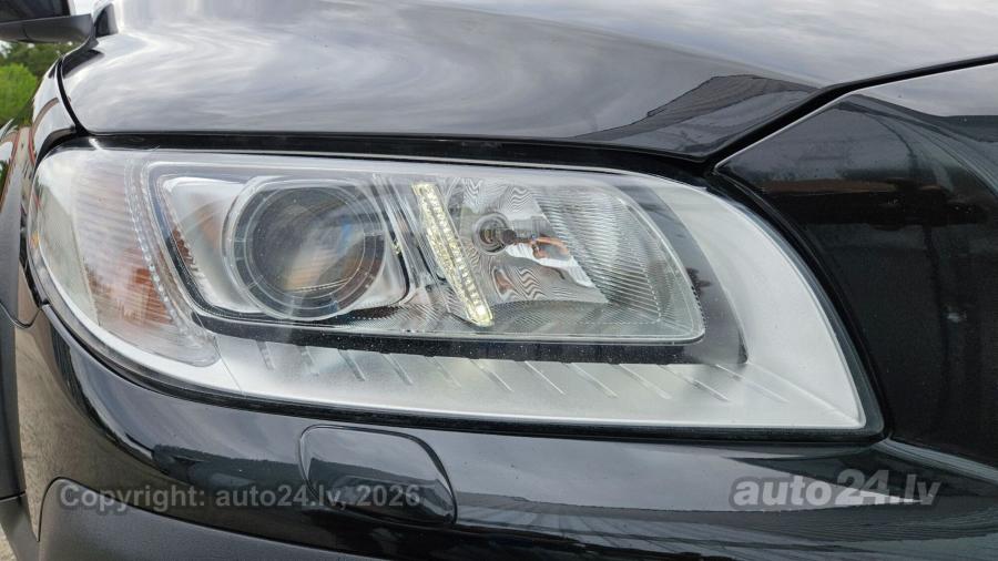 Melns Volvo XC70 2016 Tallina, ar dzinēja tilpumu 2.00 L un nobraukumu 238 tūkst. km par 10590 €, foto 26 vietnē AUTOMOTO.COM.LV
