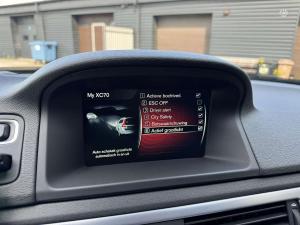 Black Volvo XC70 2016 in Alytus, with an engine capacity of 2.40 L and mileage of 275 thousand km for 14400 €, photo 15 on AUTOMOTO.COM.LV