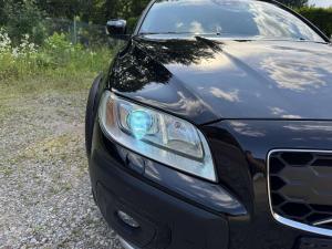 Black Volvo XC70 2016 in Alytus, with an engine capacity of 2.40 L and mileage of 275 thousand km for 14400 €, photo 25 on AUTOMOTO.COM.LV