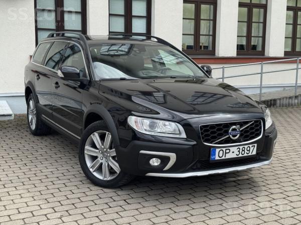 Melns Volvo XC70 2016 Jelgava, ar dzinēja tilpumu 2.40 L un nobraukumu 268 tūkst. km par 12700 €, foto 1 vietnē AUTOMOTO.COM.LV