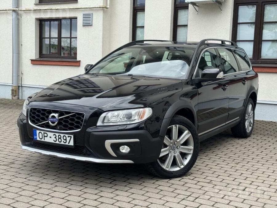 Melns Volvo XC70 2016 Jelgava, ar dzinēja tilpumu 2.40 L un nobraukumu 268 tūkst. km par 12700 €, foto 3 vietnē AUTOMOTO.COM.LV