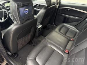 Melns Volvo XC70 2016 Jelgava, ar dzinēja tilpumu 2.40 L un nobraukumu 268 tūkst. km par 12700 €, foto 20 vietnē AUTOMOTO.COM.LV
