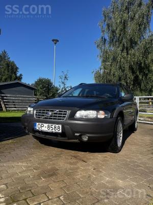 Black Volvo XC70 2023 in Riga, with an engine capacity of 2.40 L and mileage of 412 thousand km for 2900 €, photo  on AUTOMOTO.COM.LV