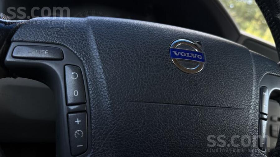 Zils Volvo XC70 2003 Jelgava, ar dzinēja tilpumu 2.40 L un nobraukumu 344 tūkst. km par 1990 €, foto 18 vietnē AUTOMOTO.COM.LV