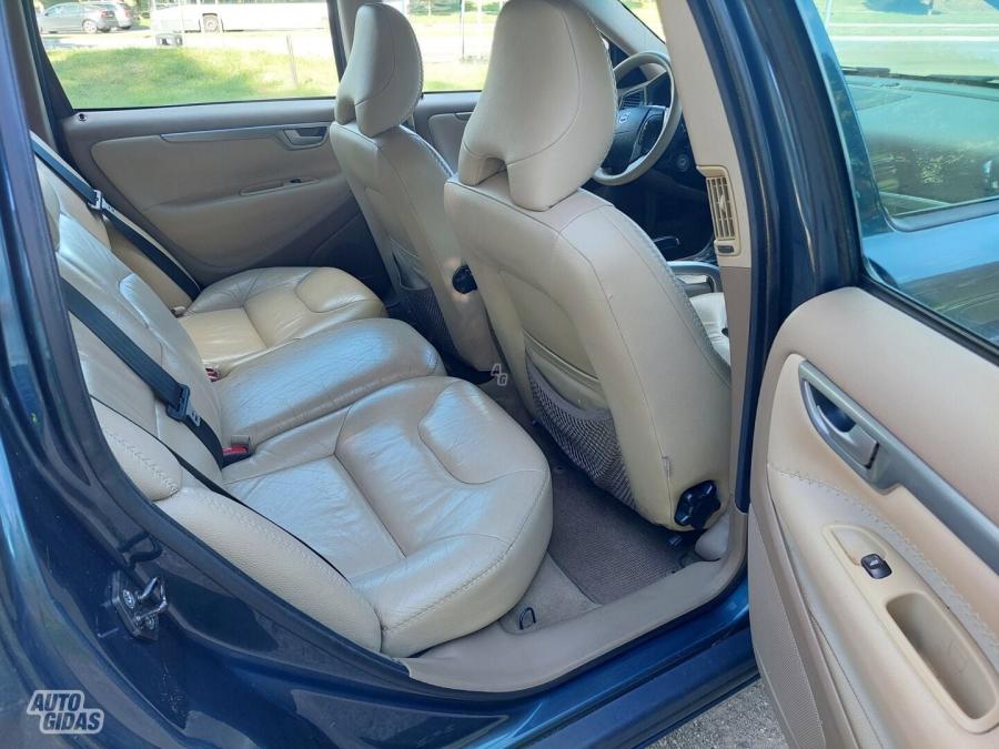Zils Volvo XC70 2006 Viļņa, ar dzinēja tilpumu 2.40 L un nobraukumu 286 tūkst. km par 3700 €, foto 11 vietnē AUTOMOTO.COM.LV