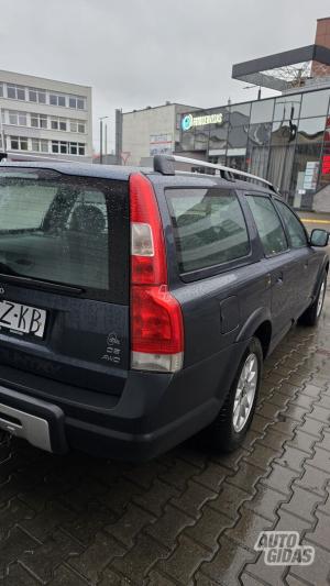 Blue Volvo XC70 2007 in Vilnius, with an engine capacity of 2.40 L and mileage of 276 thousand km for 3950 €, photo 5 on AUTOMOTO.COM.LV
