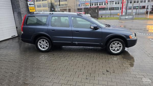 Zils Volvo XC70 2007 Viļņa, ar dzinēja tilpumu 2.40 L un nobraukumu 276 tūkst. km par 3950 €, foto 4 vietnē AUTOMOTO.COM.LV